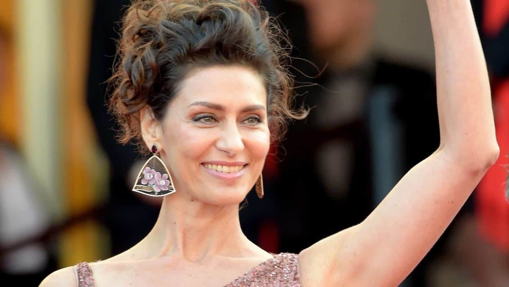 Atriz brasileira é confirmada em Animais Fantásticos: Os Segredos de ...